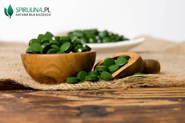 Chlorella w tabletkach - algi Spirulina i Chlorella